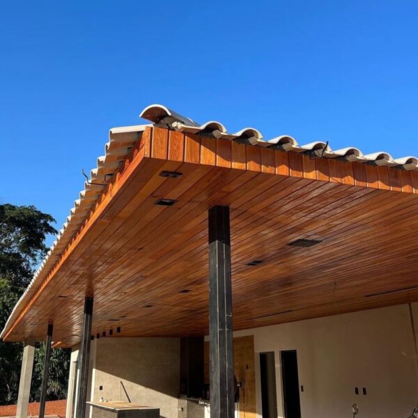 Forro Angelim Extra 10cm - Peças de 3,75m - Macal Madeiras